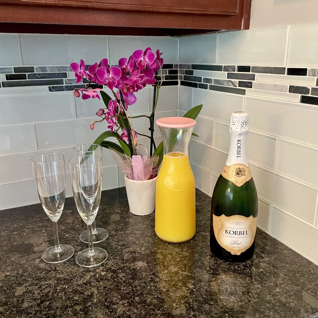 I Tested Mimosas To Find The Best Combination - Morgan Sky